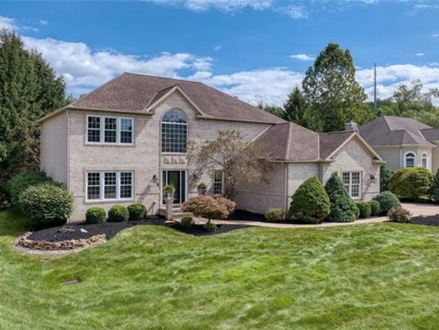 1413 Ashford Glen Ln, Northfield, OH 44067