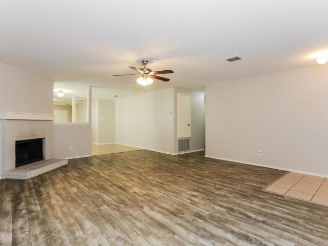 1413 Erin Drive