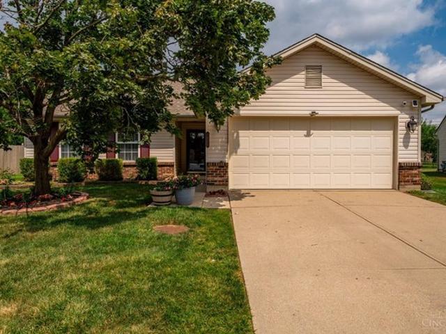 1413 Farrington Dr, Kettering, OH 45420