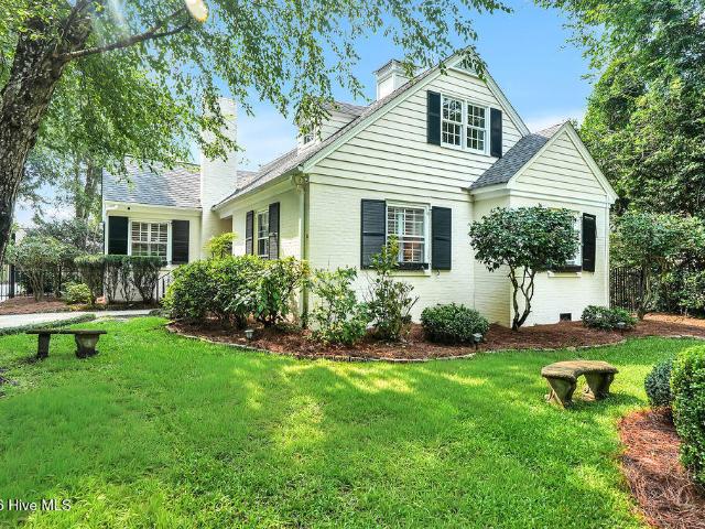 1413 Hawthorne Road