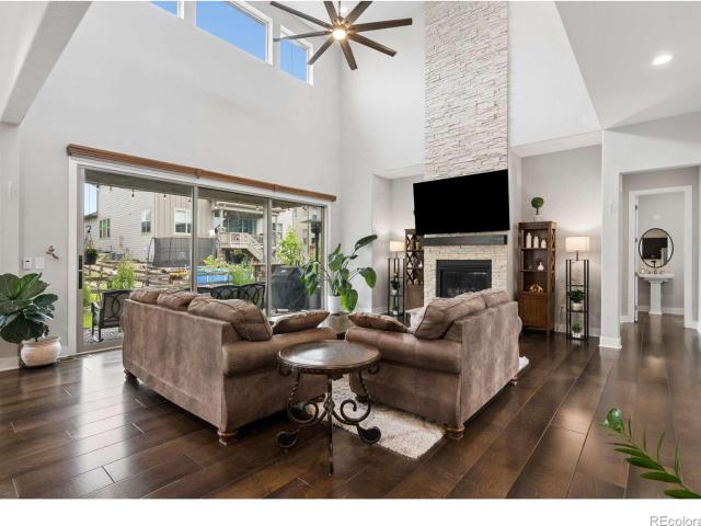1413 Lyons Lane
