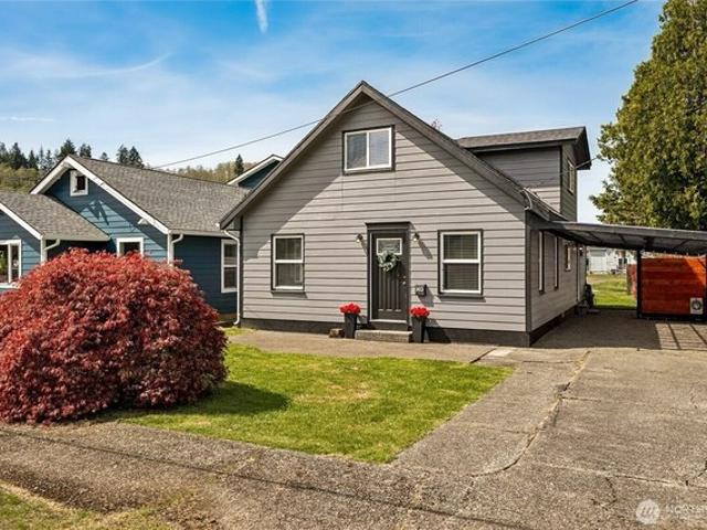 1413 Lincoln St, Hoquiam, WA 98550