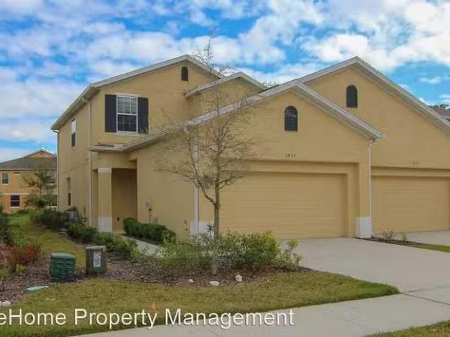 1413 Scarlet Oak Loop