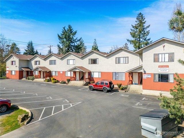 1413 th Ave S, Tukwila, WA 98168
