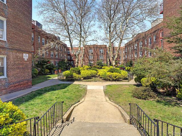 1413 th Avenue 3O