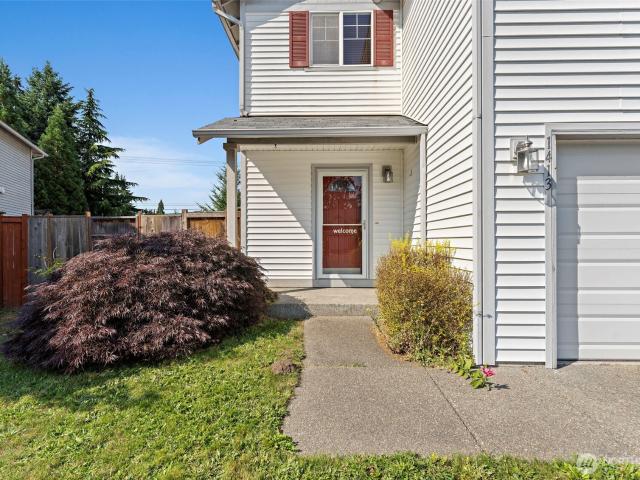 1413 th Street E