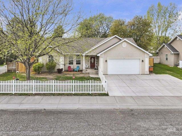 1413 Winter Ln, Jerome, ID 83338