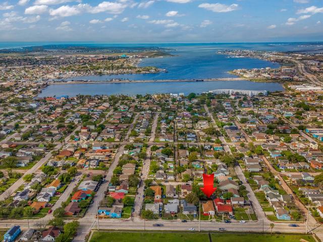 1413 53rd St, Galveston, TX 77551 | MLS #9955