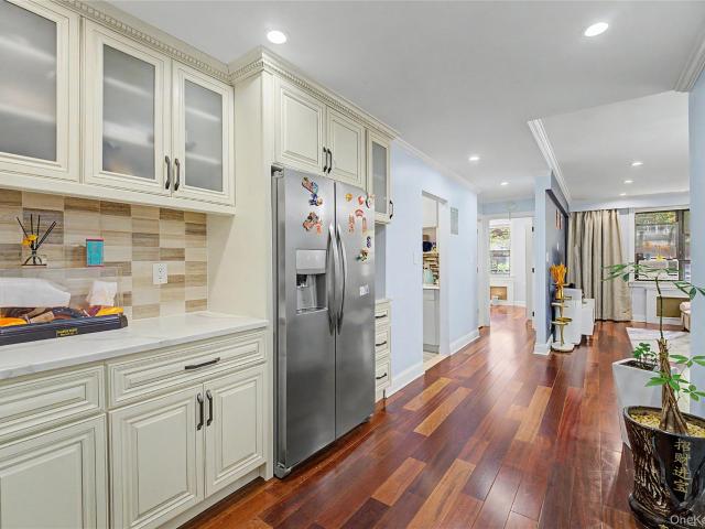 141 0 th Ave 1A