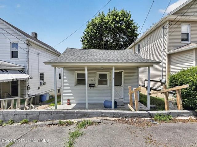 141 1/2 Dimmick St Unit PTL11, Throop, PA 18512