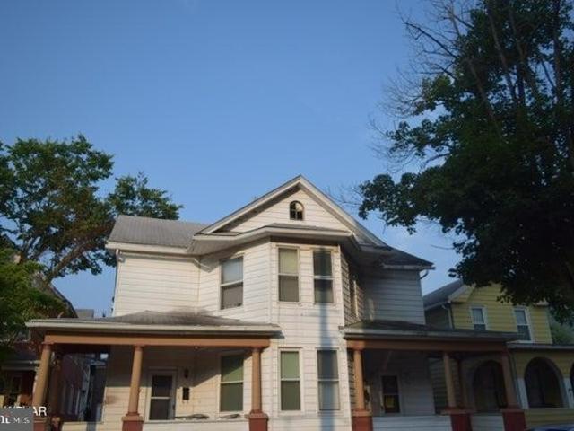 141 143 Third St, Renovo, PA 17764