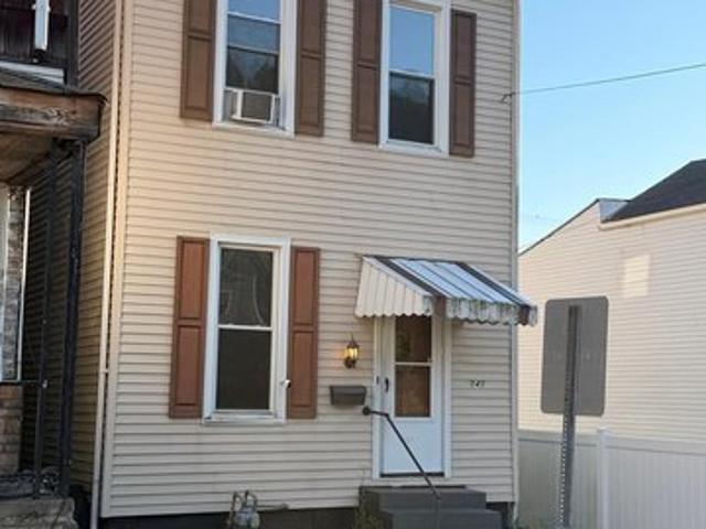 141 19th St, Wheeling, WV 26003