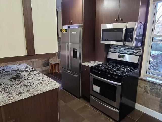 141 1 th Road, Unit 1G