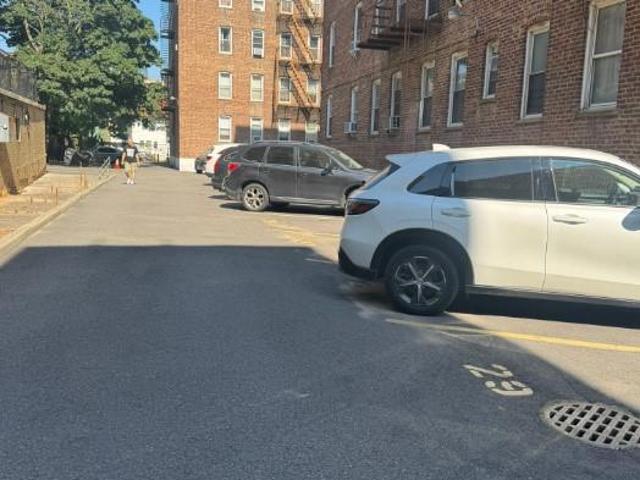 141 25 Northern Boulevard, Unit C4