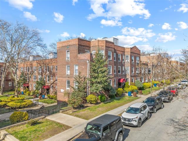 141 2 th Road, Unit 1B