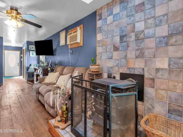 141 7th Street