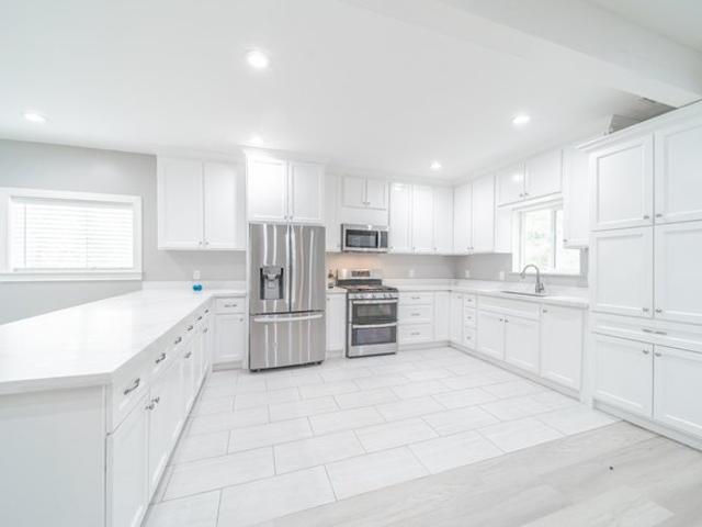 141 County Road 3419, Cleveland, TX 77327