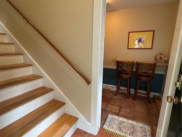 141 Coggeshall Ave, Newport, RI