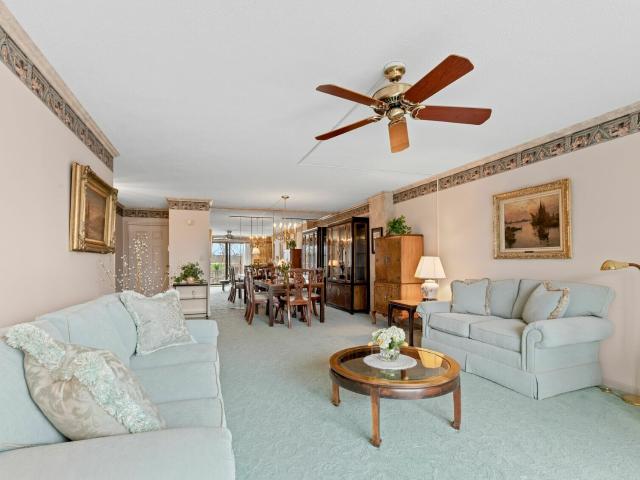 141 Coolidge Avenue unit 215, Watertown, US, MA