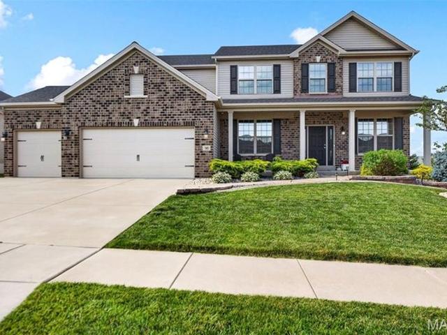 141 Central Park Ave, Wentzville, MO 63385