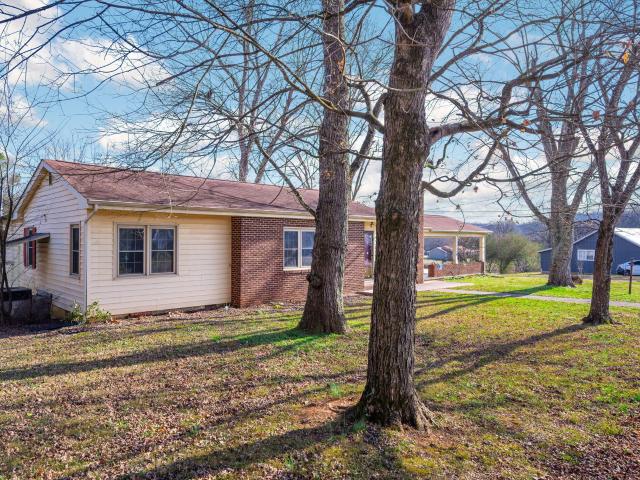 141 Church St, Calhoun, TN 37309 | MLS #1527 | Compass