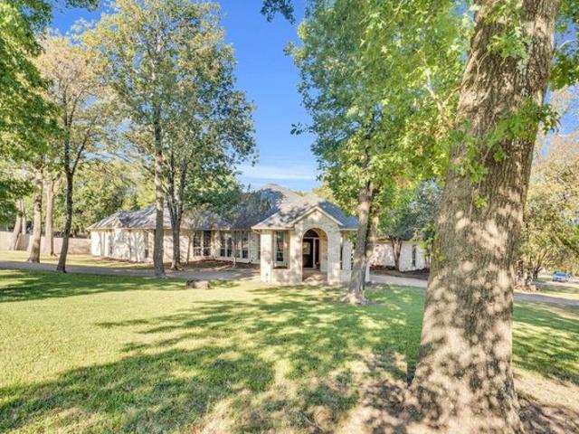 141 Chambers Dr, Italy, TX 76651