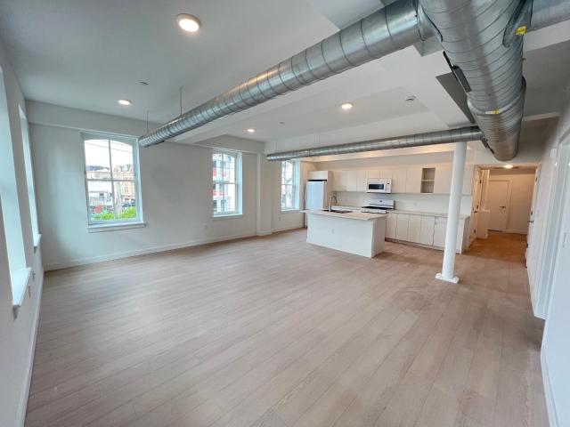 141 Christopher Columbus Dr # #2