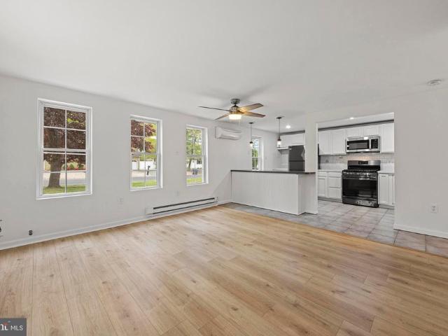 141 Bowsprit Road
