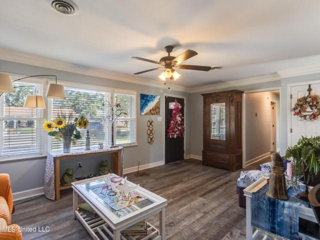 141 Beachview Avenue