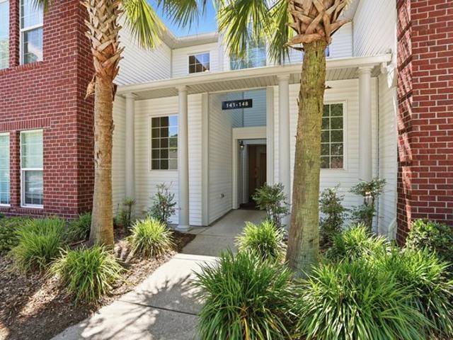 141 Golf View Ln, Summerville, SC 29485