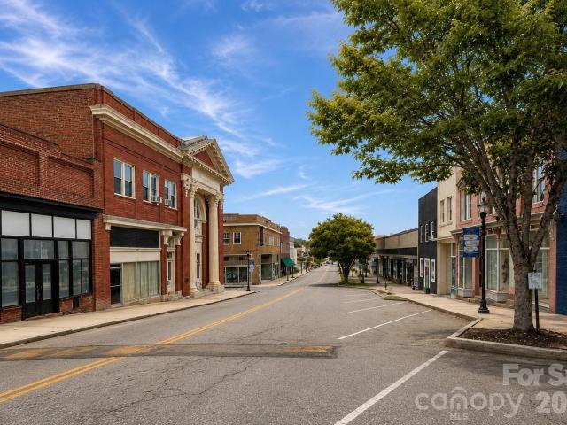 141 Gadsden Street