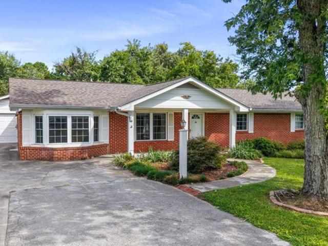 141 Gardenia Ave NW, Cleveland, TN 37312