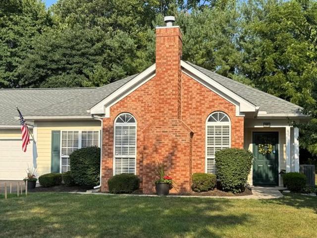 141 Glade Springs Dr, Blacklick, OH 43004