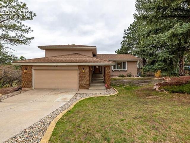 141 Dolomite Dr, Colorado Springs, CO 80919