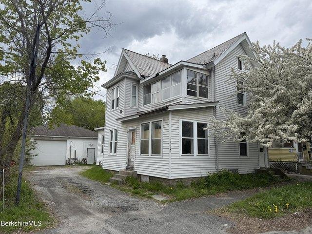 141 Dewey Ave, Pittsfield, MA 01201
