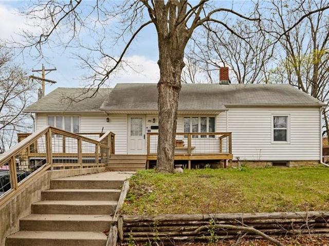 141 E 7th St, Trenton, MO 64683