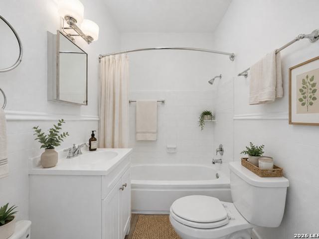 141 E Woodlawn Ave, Unit 2