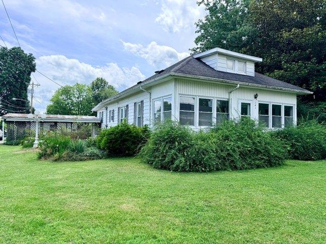 141 E Main St, Island, KY 42350