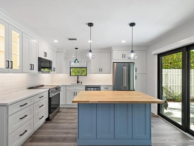141 E Riverside Dr Apt 6A, Jupiter, FL 33469