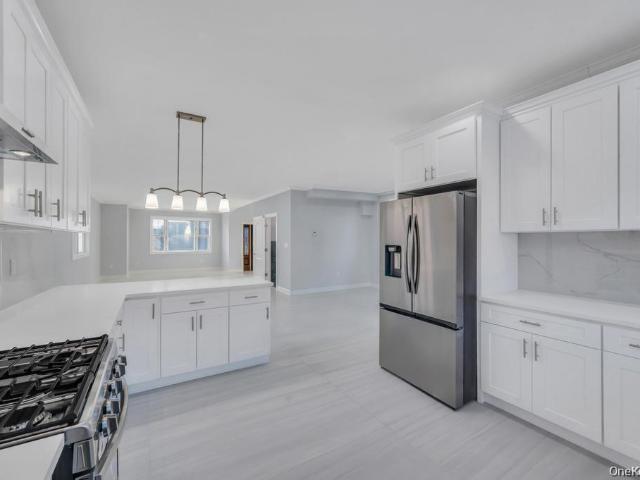 141 Emerson Ave, Floral Park, NY 11001 | MLS #999841