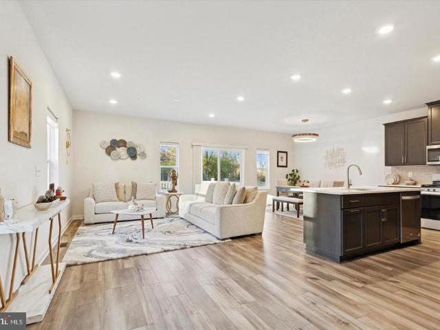 141 Four Leaf Drive