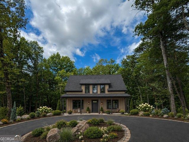 141 Forest Glen Dr, Cleveland, GA 30528