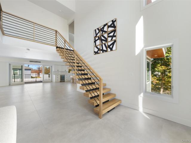 141 Flamingo Street