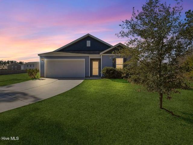 141 Fresh Air Dr, Hampstead, NC 28443