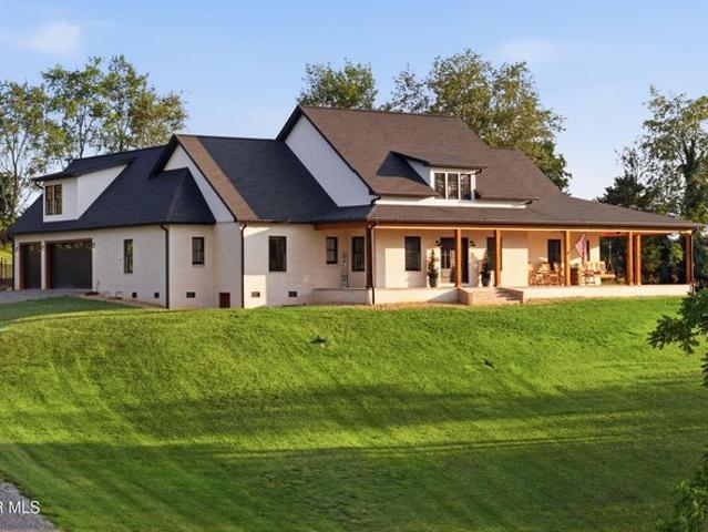 141 Kitzmiller Rd, Gray, TN 37615