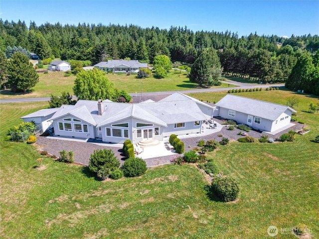141 Kiwi Ln, Sequim, WA 98382