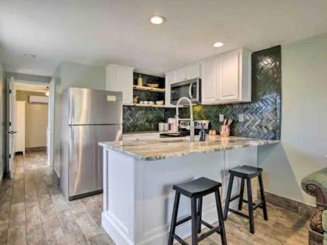 141 kraft ave duplex unit b