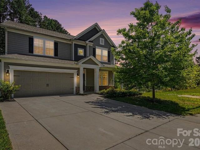 141 Hornbeam Ln, Mooresville, NC 28117