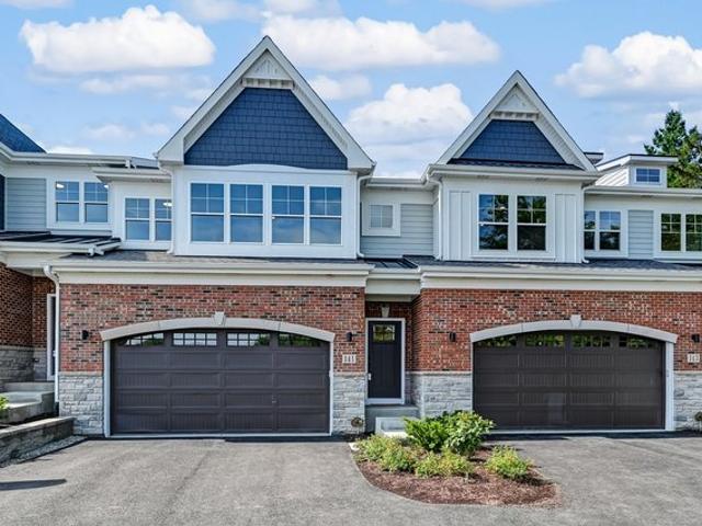 141 Harding Ct, Glen Ellyn, IL 60137