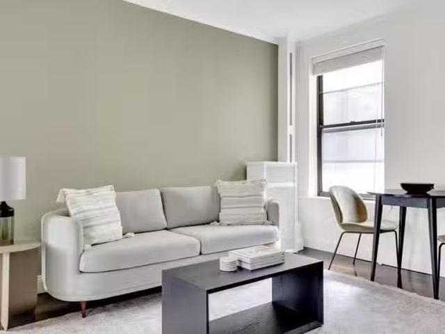 141 Joralemon St, Brooklyn Heights 2 Bedroom 1 Bath